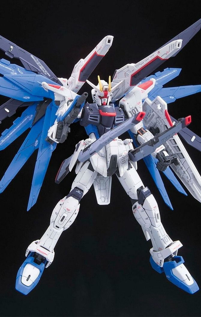 Model Kit - Freedom Gundam - RG 1/144 - Gundam Seed - Model Kit ...