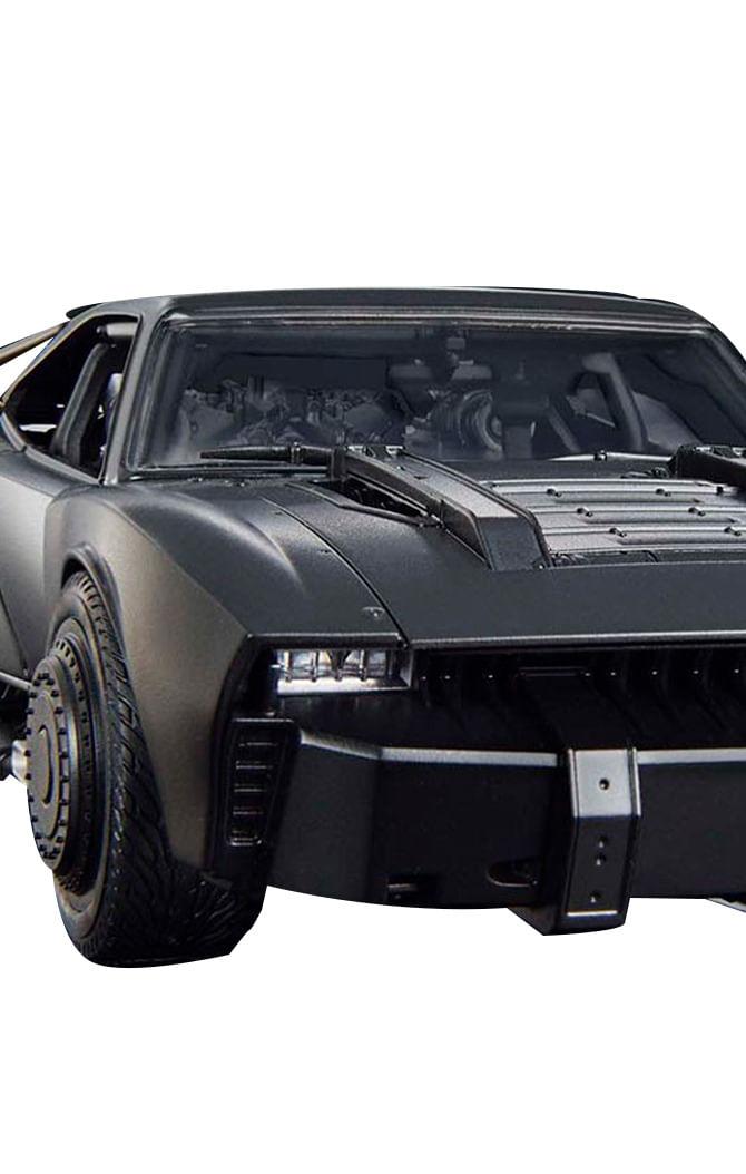 Batmobile The Batman Ver - DC Comics - 1/35 Model Kit - Bandai - Iron ...
